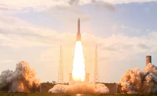 Éxito del vuelo inaugural de Ariane 6 con una incidencia al final