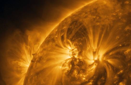 Imágenes Reales Del Sol Desde El Espacio